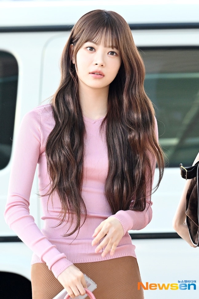 【PHOTO】LE SSERAFIM Kim Chae-won, Kazuha & Hong Eun-chae, Departure due ...